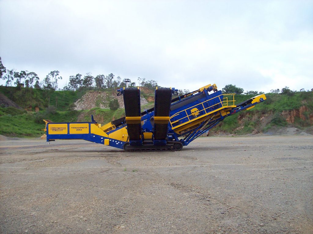 Trackmasta 20x5 Mobile Screen for Sale - Precisionscreen Screening ...